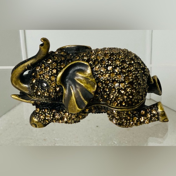 Accents | Elephant Trinket Box | Poshmark